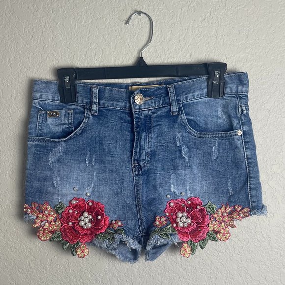 Lizette Collection | Shorts | Lc Embroidered Embellished Floral Jean ...